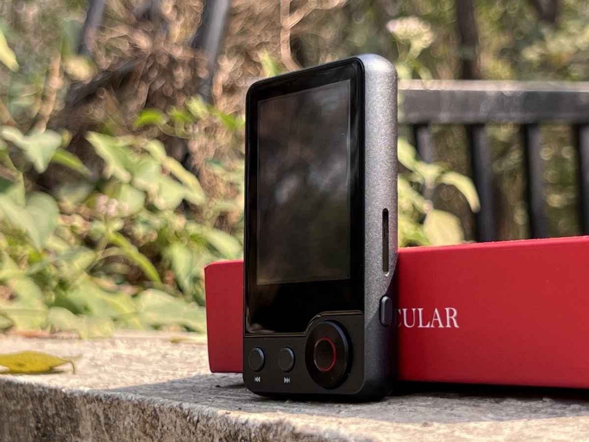 Audiocular M71 Music Player – Nails its purpose, but is it worth it?