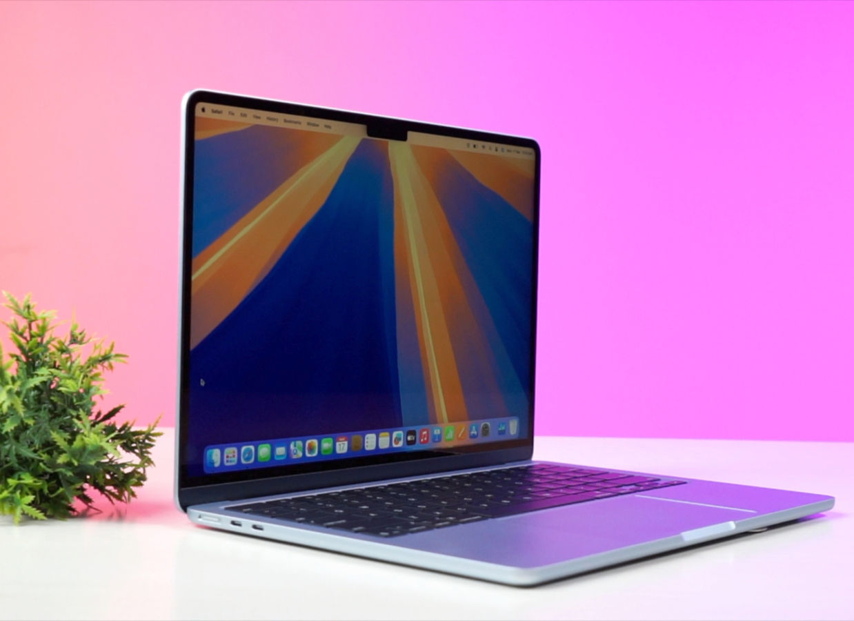 Apple MacBook Air M4 (2025) Review: The Default Laptop For Everyone ...