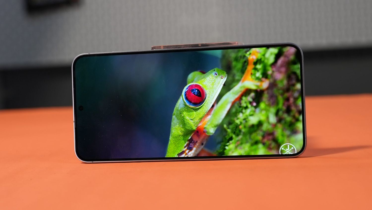 Samsung Galaxy S25+ Review: The ultimate AI-powered ‘Plus’ phone in town