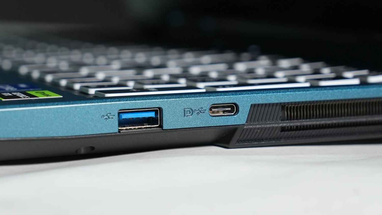 Colorful EVOL P15 Review: Punching above its weight class Digit.in