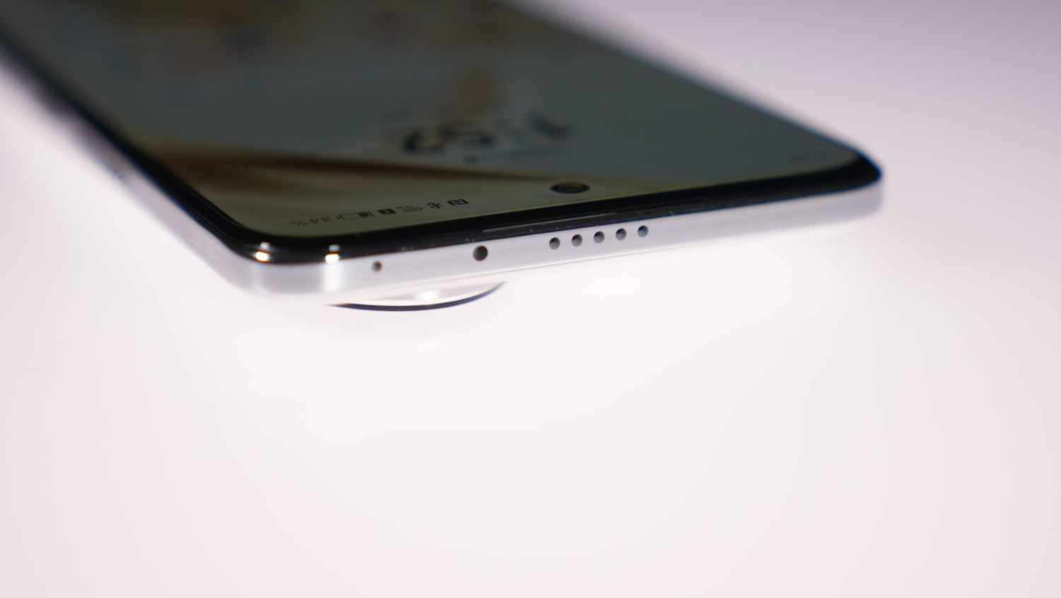 HONOR 200 5G Review: Stellar optics and suave looks