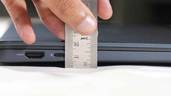 Dell Latitude 7350 Ultralight Review: Lightweight, Premium and Robust ...