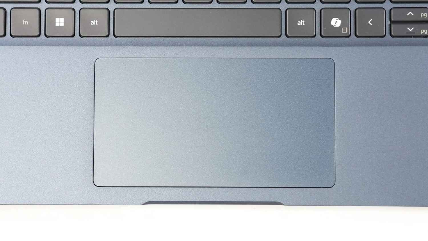 Dell Latitude 7350 Ultralight Review: Lightweight, Premium and Robust ...