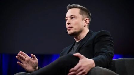 Elon Musk announces XChat with encrypted chats, disappearing messages ...