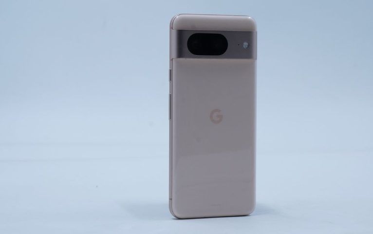 Google Pixel 8 review: Too many tricks, too little refinement Digit.in