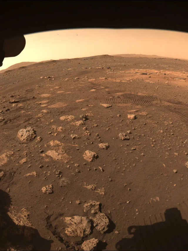 5 beautiful images of Mars captured by NASA Digit.in