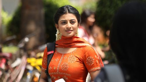 Kamali From Nadukkaveri Movie (2021) | Release Date, Cast, Trailer ...