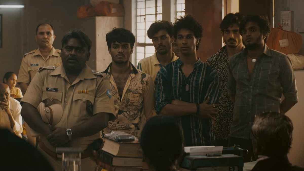 Watch Jamtara - Sabka Number Ayega Online, All Seasons or Episodes ...