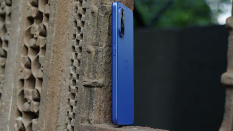 OnePlus Nord CE 5 Review: Keeps it simple and that works