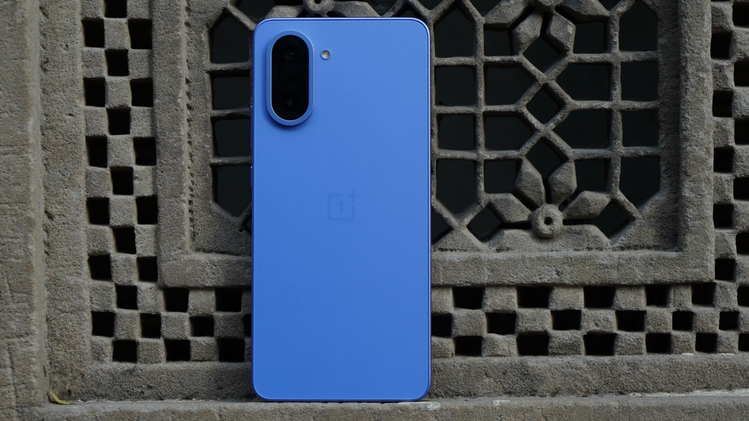 OnePlus Nord CE 5 Review: Keeps it simple and that works