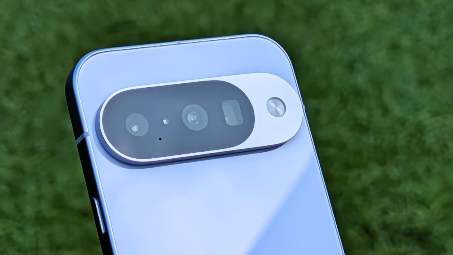 Google Pixel 10 Review: A compact flagship that thinks smarter, not ...