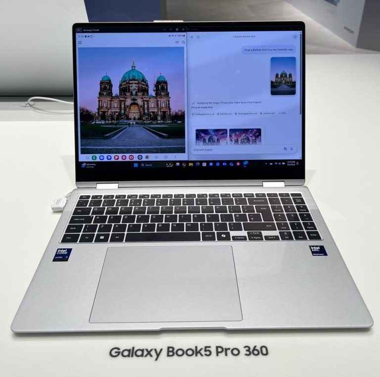 Hands-On with Intel Lunar Lake AI Laptops, Claiming Unmatched Battery ...