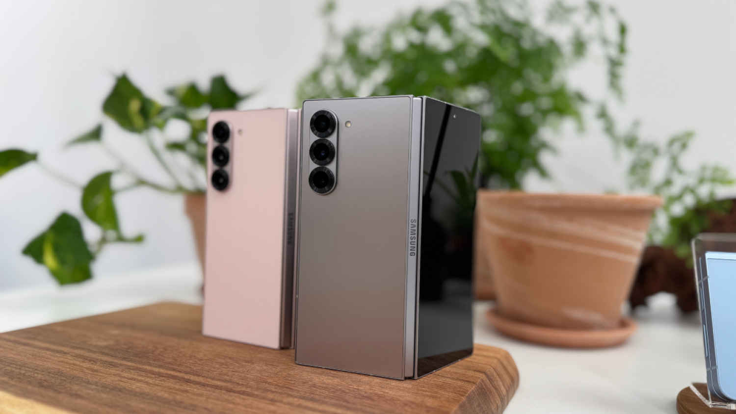 Samsung Galaxy Z Fold 6 with AI features launched: Specs, availability ...