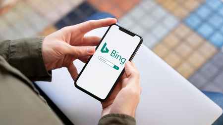 Samsung phones may choose Bing search, beginning of the end for Google? | Digit