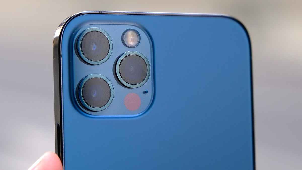 Maker of iPhone in India, Wistron sees losses of Rs 437 crore and ...