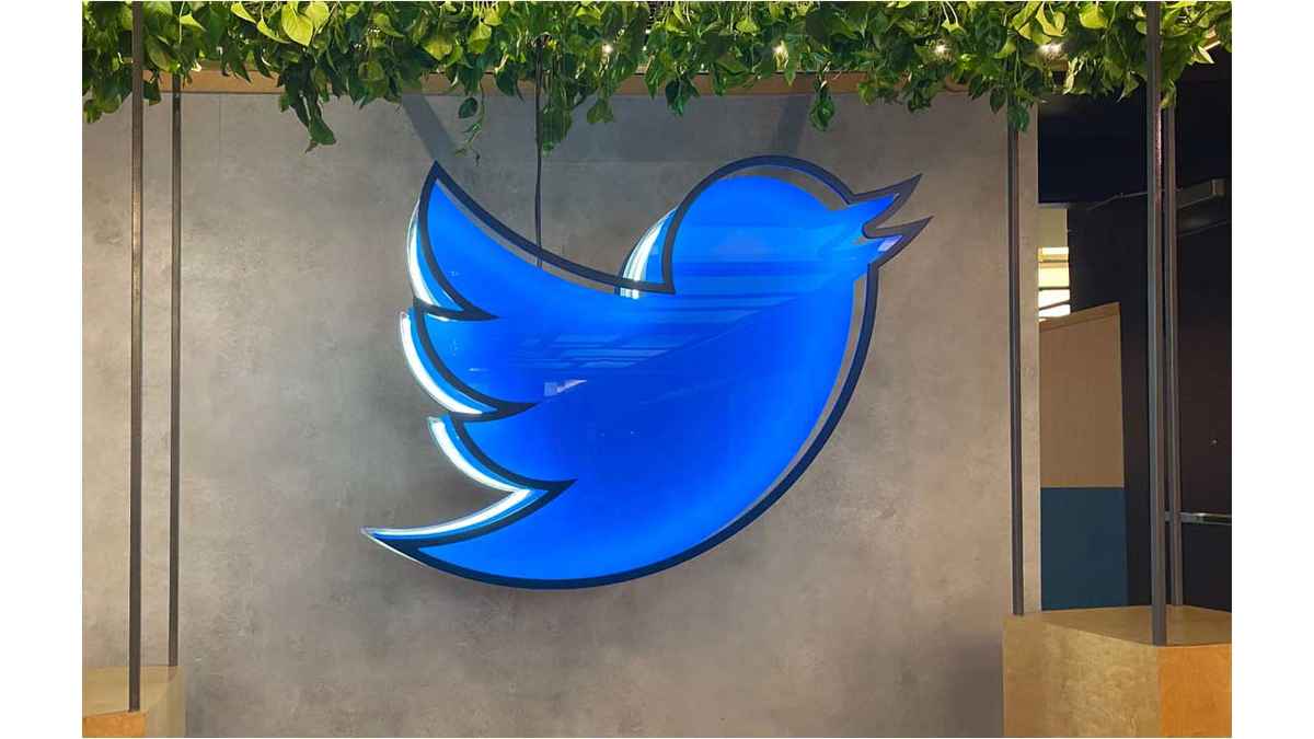 Twitter introduces a new ‘Official’ label as a solution to authentic ...