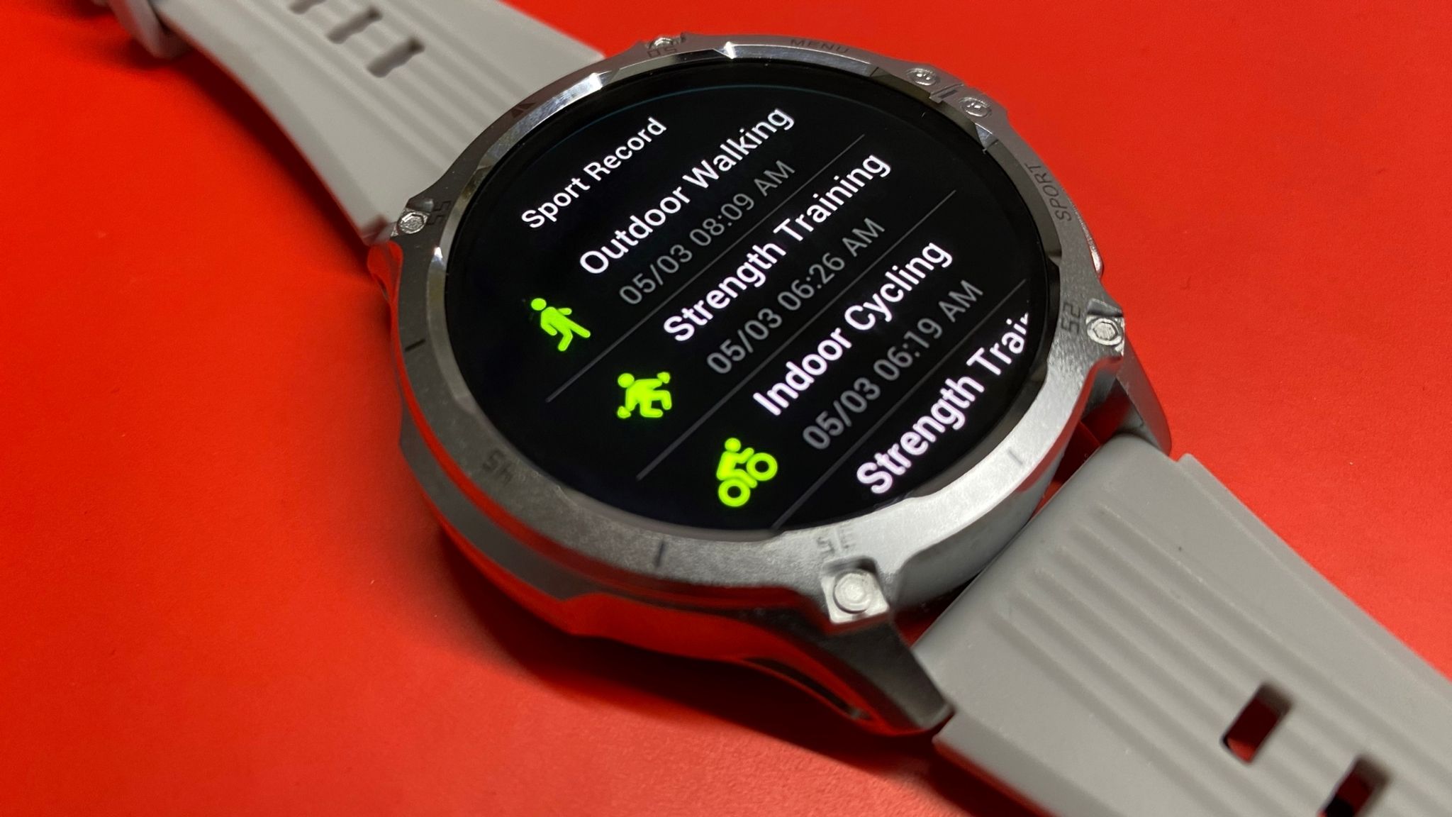 NoiseFit Force Plus: Bold and basic, but should you buy? | Digit