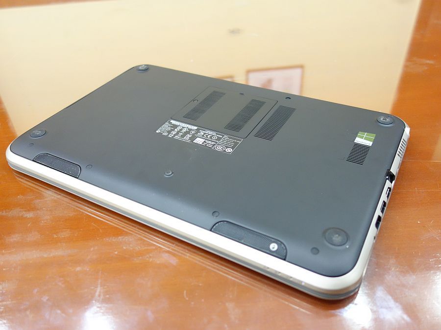 Dell Inspiron 15z Review