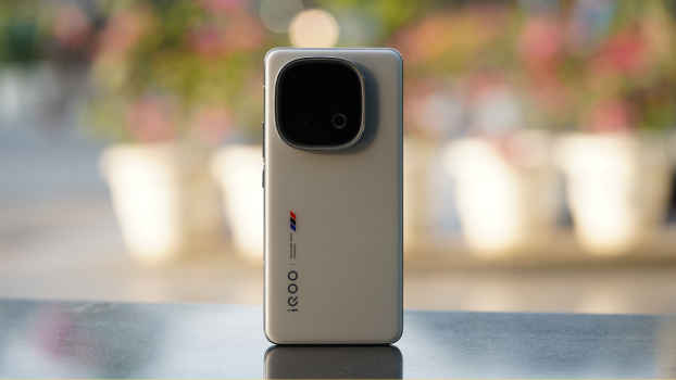 iQOO 13 Review: Most powerful phone under Rs 60,000?