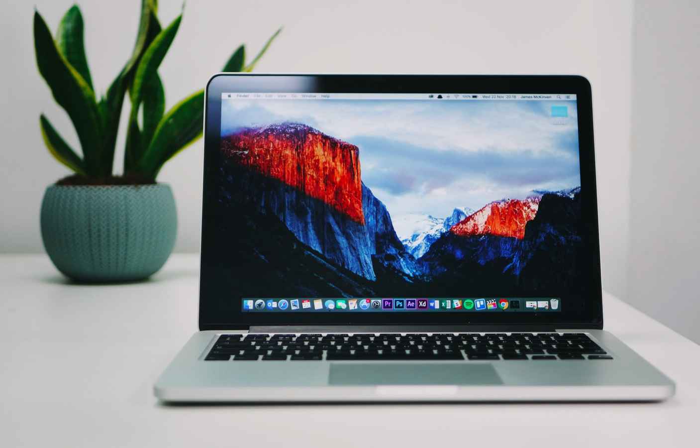 3 easy tricks to check how good your laptop display actually is