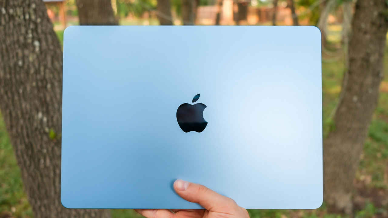 Apple’s 2025 MacBook Air with M4 chip available at huge discount on Amazon, details here